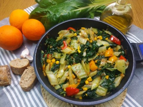 La mejor receta de Acelgas rehogadas | FrutaMare